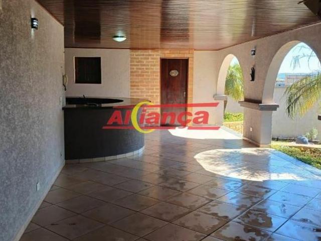 Casa Alto Padrão à Venda em Atibaia 5 Suítes Piscina Vista Pedra Grande Ideal para Clínica/Po