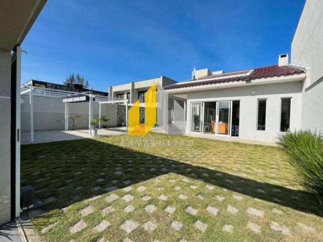Casa Alto Padrão à venda em Guaratuba, Brejatuba, com 4 quartos, 260m²