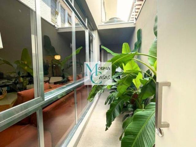 Casa Alto Padrão à Venda em Moema 03 Dormitórios com Edícula