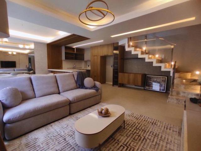 Casa alto padrão à venda em Santa Felicidade, Curitiba