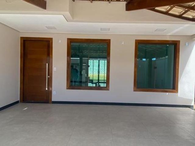 Casa Alto Padrão à Venda em Pedro Leopoldo – 3 Quartos com Suíte, Closet e 3 Vagas