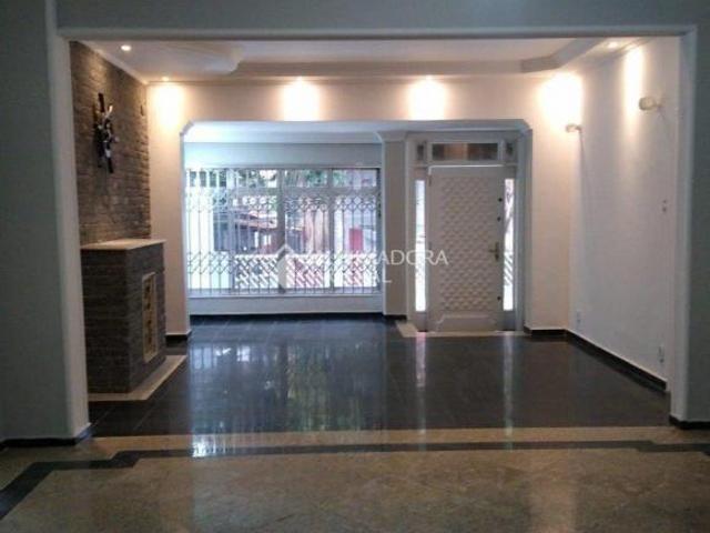 CASA ALTO PADRÃO À VENDA OU ALUGUEL