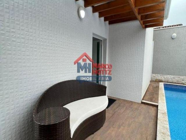 Casa Alto Padrão à Venda | Maracanã – Praia Grande/SP