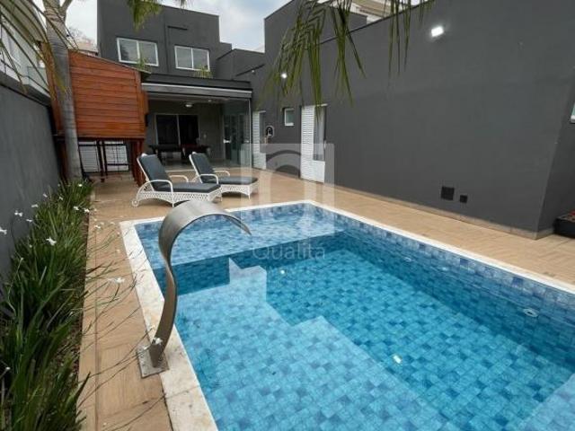 Casa alto padrão à venda no Condomínio Aldeia da Mata