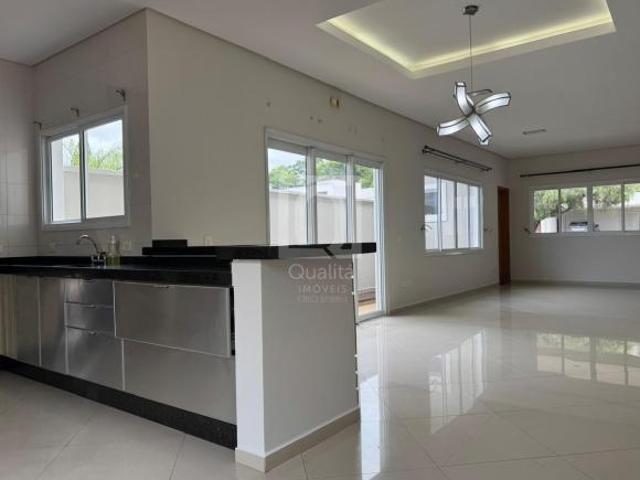 Casa alto padrão à venda no Condomínio Aldeia da Mata