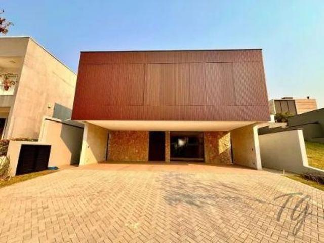 Casa Alto Padrão à Venda no Condomínio Alphaville Nova Esplanada 1