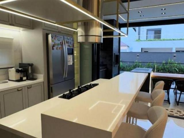 Casa Alto Padrão À Venda No Condomínio Aruã Brisas em Mogi das Cruzes