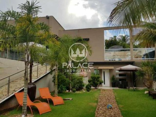 Casa alto padrão a venda no Condomínio Colinas de Piracicaba. Para pessoas de bom gosto. 6 suítes