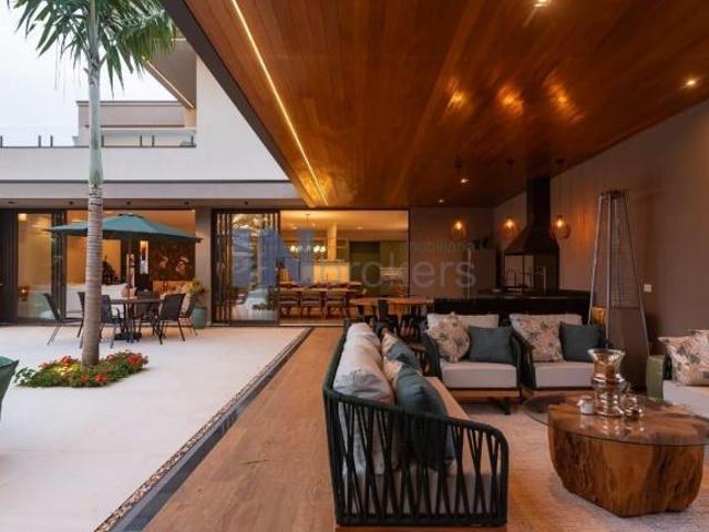 CASA ALTO PADRÃO A VENDA NO CONDOMÍNIO PORTAL JAPY GOLF CLUB, EM CABREÚVA SP, MOBILIADA, 5 SUÍTES, P