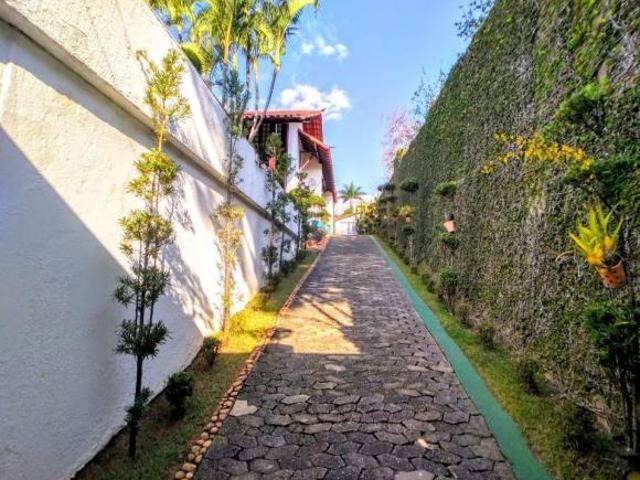 Casa Alto Padrão A Venda no Bairro Bandeirantes