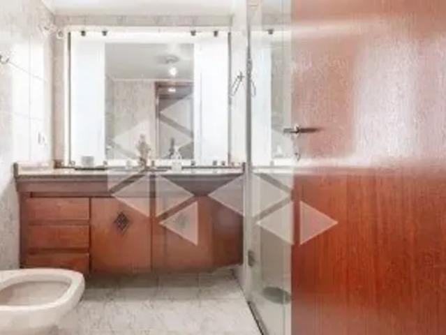 Casa alto padrão a venda no Horto Florestal