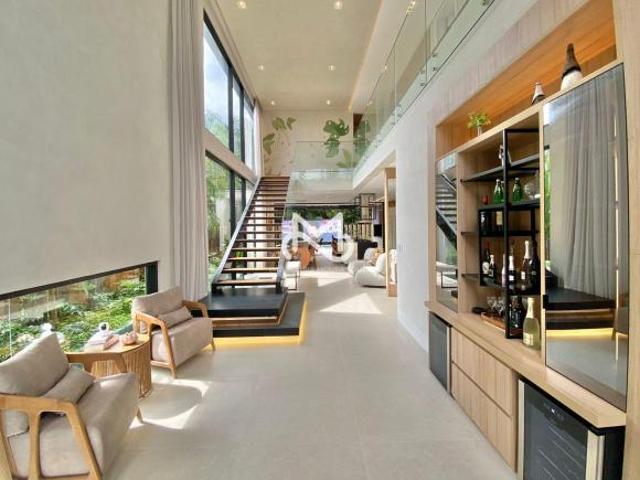 Casa Alto Padrão à venda no Módulo 05 da Riviera de São Lourenço