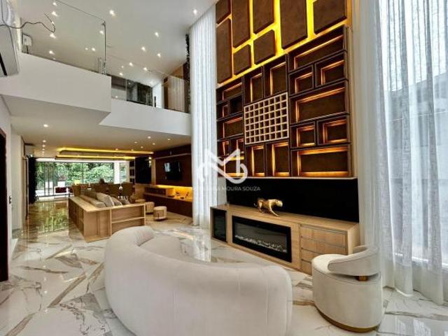 Casa Alto Padrão á venda no Módulo 17 da Riviera de São Lourenço
