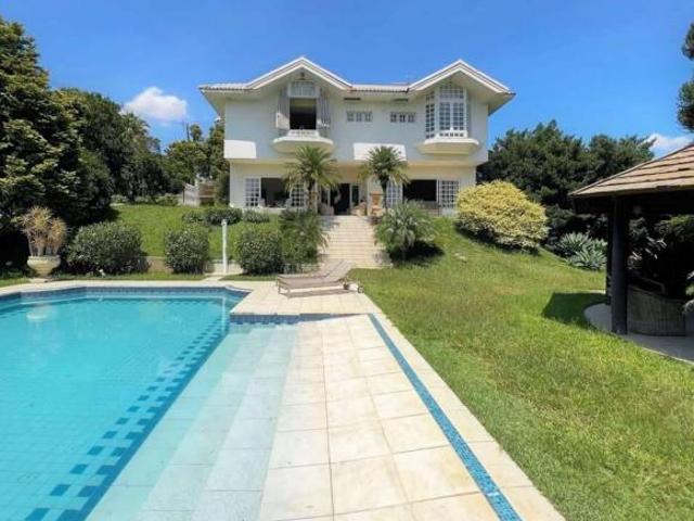 Casa Alto Padrão à Venda no Palos Verdes Granja Viana com 4 Suítes Piscina Gourmet e 6 Vagas