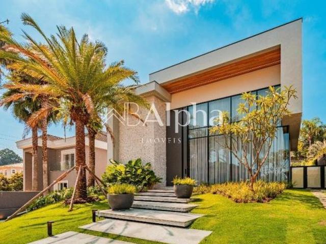 Casa alto padrão a venda no Residencial Tamboré 2 em Barueri SP