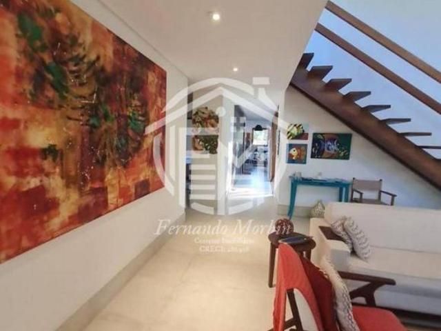 Casa Alto Padrão a Venda na Praia de Itamambuca Próximo da Praia