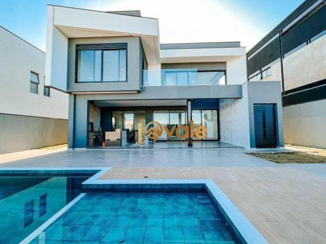 Casa alto padrão à venda, piscina, 4 suítes, 325 m² Condomínio Alphaville I SJCampos/SP