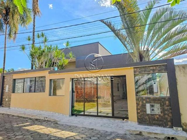 CASA ALTO PADRÃO | ARNIQUEIRA | 3 SUÍTES | 435M² | PISCINA AQUECIDA | CONDOMÍNIO FECHADO