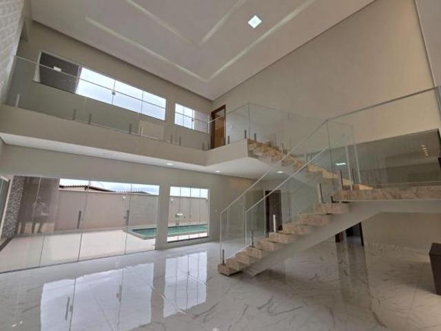 CASA ALTO PADRÃO ARNIQUEIRA EM CONDOMINIO ARMARIOS PLANEJADOS E LAZER COMPLETO