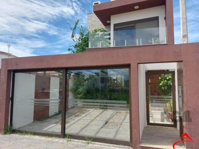 CASA ALTO PADRÃO BALNEÁRIO SÃO LOURENÇO DO SUL RS