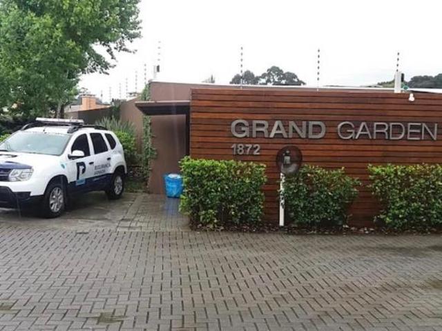 Casa Alto Padrão Campo Comprido