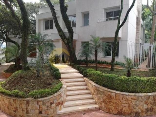 Casa Alto Padrão Casa em Condomínio Jardim Petrópolis Impecável, Espaço e Segurança em condomínio fe