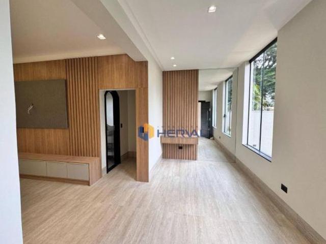 Casa alto padrão com 4 quartos à venda, 383 m² por R$ 2.900.000 Zona 2 Maringá/PR