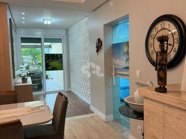 Casa Alto Padrão com 4 quartos e 3 suítes Lareira e vaga para até 5 carros no Lagos de Nova I