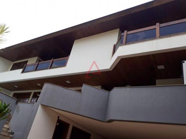 Casa Alto Padrão com 4 Suítes, 421,19m² por R$2.500.000,00, Jd. Quebec, Londrina PR