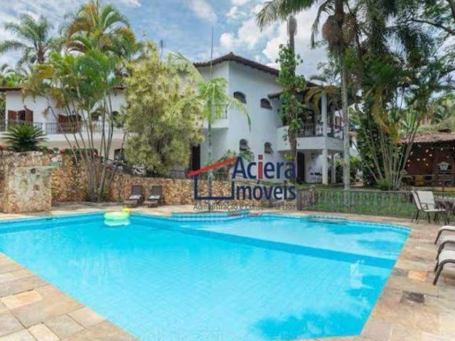 Casa Alto Padrão com 4 Suítes, Piscina e Área Gourmet à venda, 550 m² Fazendinha Carapicuíba/SP