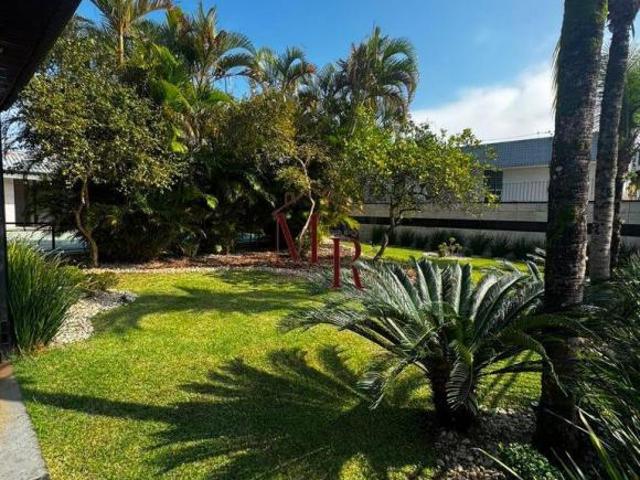 Casa alto padrão com 5 dormitórios no balneário Flórida