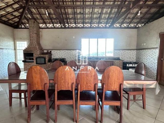 Casa alto padrão com 5 Qts 3 suítes e 5 vagas no Masterville
