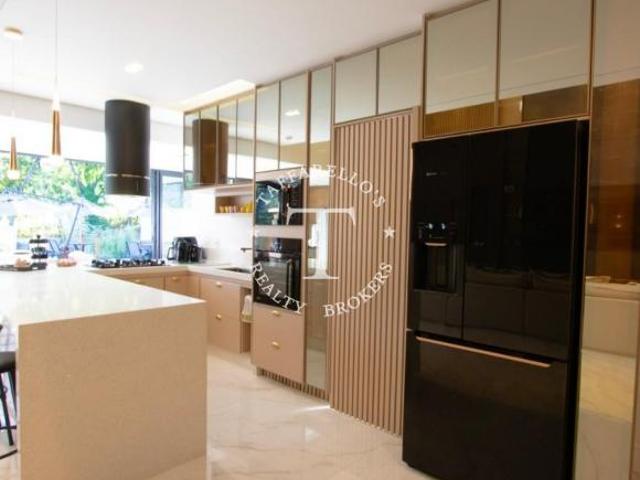 Casa Alto Padrão com 5 Suítes em Condomínio Fechado disponível para venda e locação Cachoeiras do