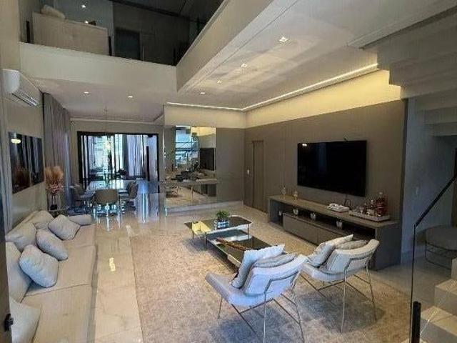Casa alto padrão com 5 suítes Ibituruna