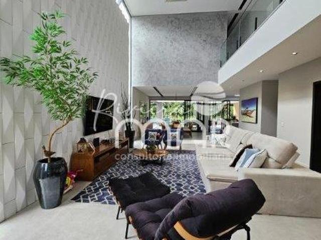 CASA ALTO PADRÃO COM 8 SUÍTES EM RIVIERA DE SÃO LOURENÇO