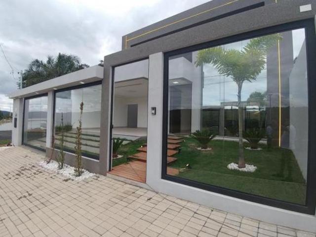 Casa Alto Padrão com 04 Quartos Setor Lago Sul em Caldas Novas GO
