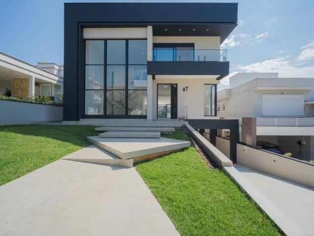 Casa Alto Padrão com 04 Suítes Condomínio Reserva Santa Maria Cotia/SP