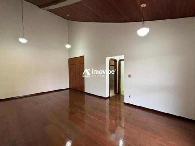 Casa Alto Padrão com 1 Quarto sendo Suíte, 1 Cozinha Gourmet, para Locação em Condomínio – Santa Bá