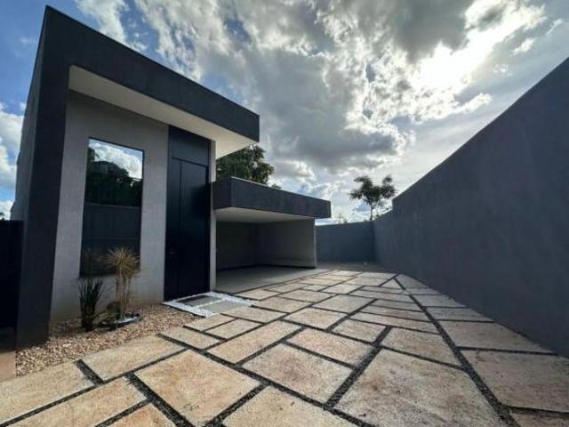 Casa alto padrão com 3 quartos e 200m² Riacho Fundo 1