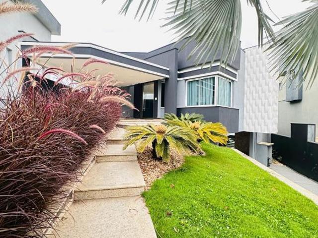 CASA ALTO PADRÃO COM 3 QUARTOS NO CONDOMÍNIO ARUÃ BRISAS EM MOGI DAS CRUZES