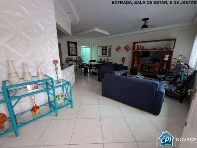 Casa Alto Padrão com 3 Quartos no Balneário Três Marias em Peruíbe/SP