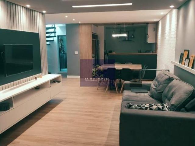 Casa Alto Padrão com cozinha Americana, área Gourmet e 4 vagas no Campo Belo