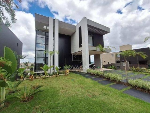 Casa Alto Padrão com linda vista no AlphaVille em Vespasiano MG