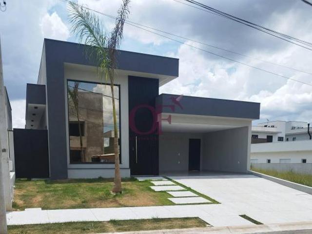 Casa Alto Padrão com Pé Direito de 4,5m e Espaço Gourmet Integrado