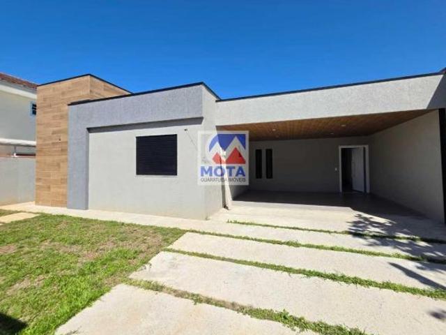Casa alto padrão com piscina a venda em Guaratuba/PR