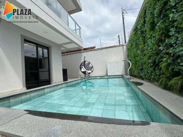 CASA ALTO PADRÃO COM PISCINA E 3 SUÍTES NA VILA GUILHERMINA – FINO ACABAMENTO E ÁREA GOURMET