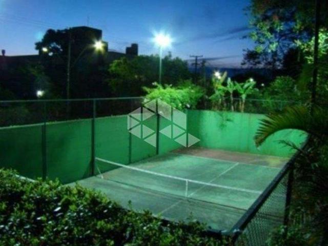 Casa Alto Padrão com piscina e quadra de esportes na Vila Assunção