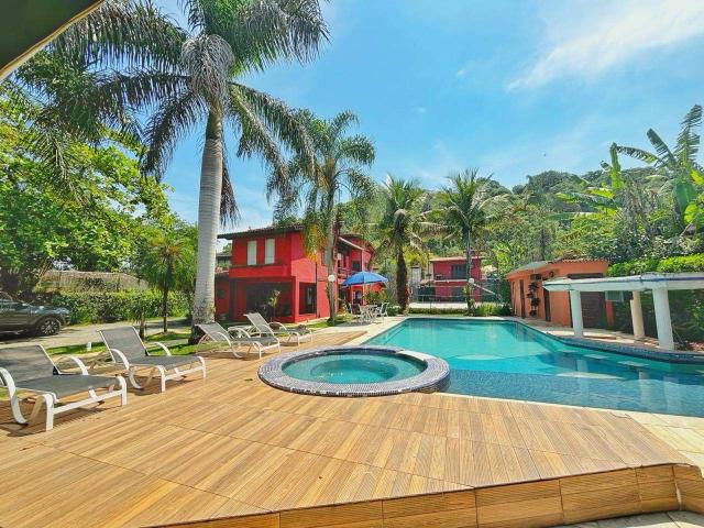 Casa Alto Padrão com Quadra BeachTenis