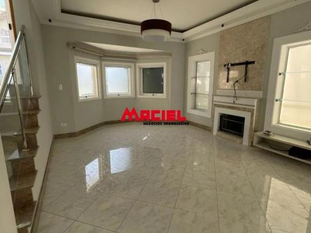 Casa Alto Padrão Condominio Coleginho Facil acesso em Jacarei