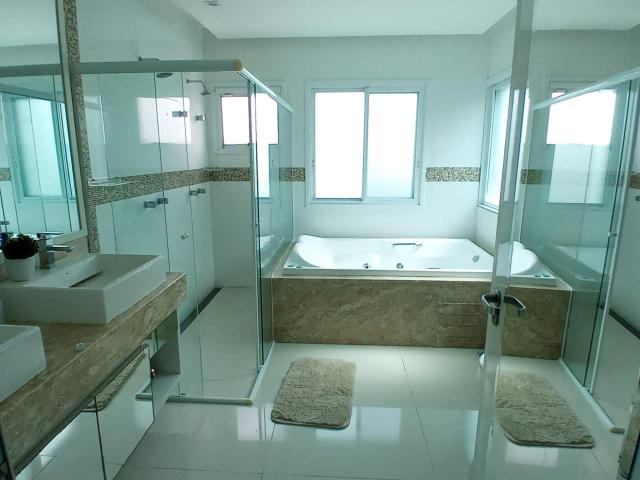 Casa Alto Padrão Condomínio fechado